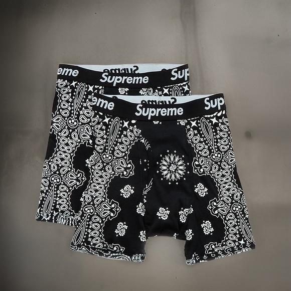 Supreme | Underwear & Socks | Supreme X Hanes Bandana Boxer Briefs 2 ...